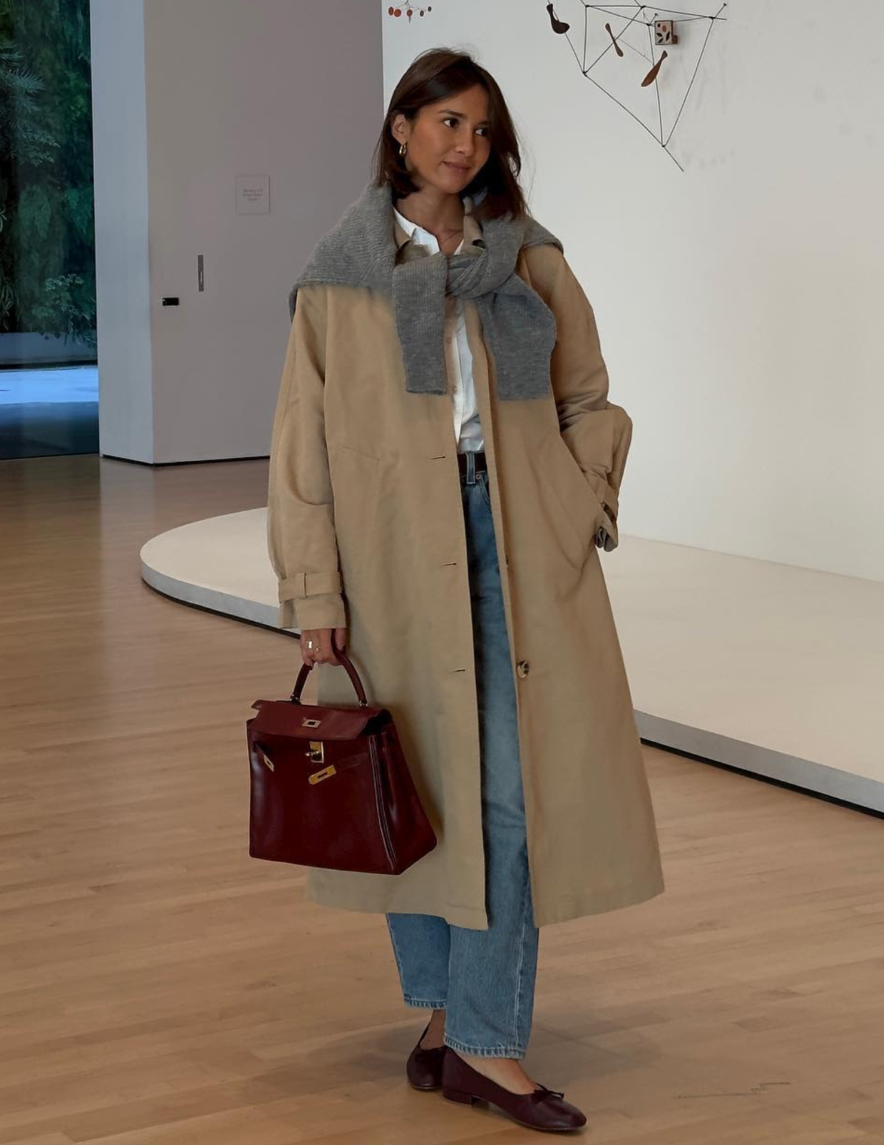 How to Dress Like a French Woman: A Style Guide to 11 Iconic Fashion ...